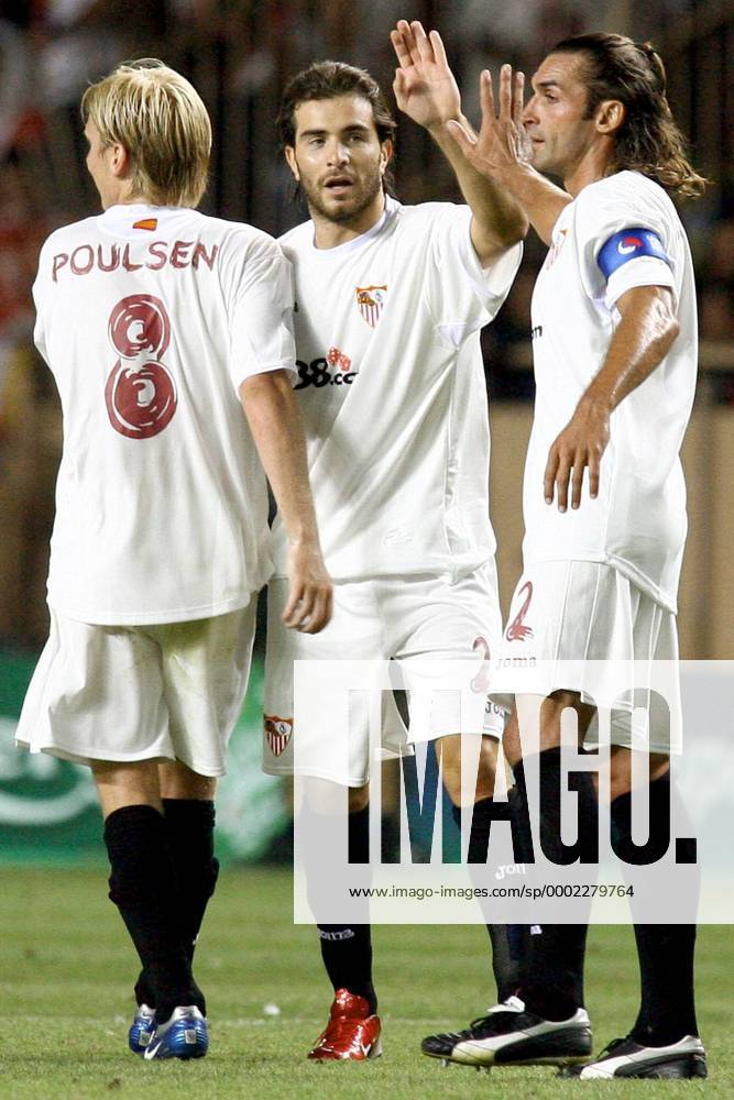 Torjubel FC Sevilla, v.re. Javi Navarro, Enzo Maresca und Christian ...