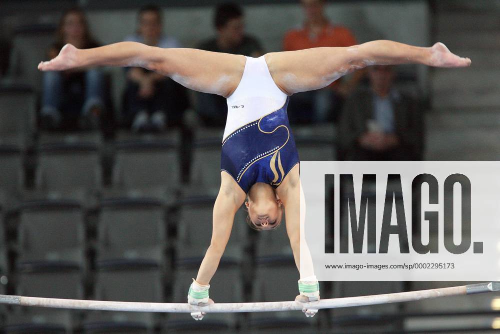 Daria Bijak - Stufenbarren Turnen LM Damen Deutsche Meisterschaft 2006 ...