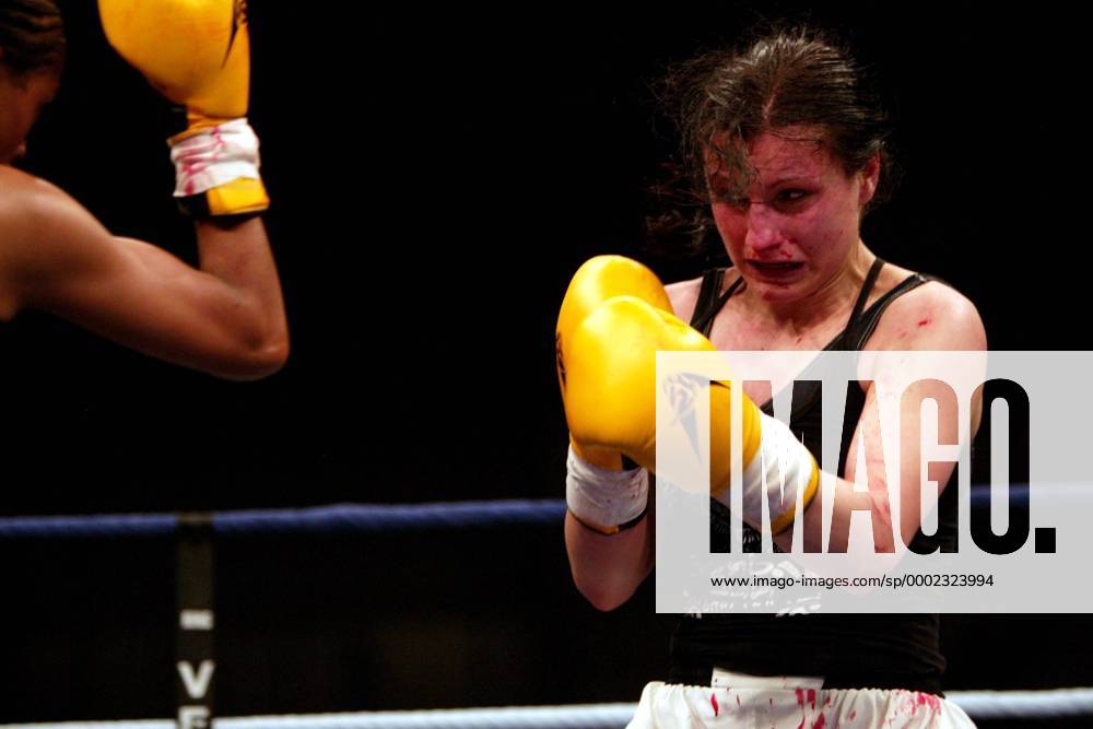 Daniela David geht in Deckung - Boxen Damen Boxsport 2006, Profiboxen ...