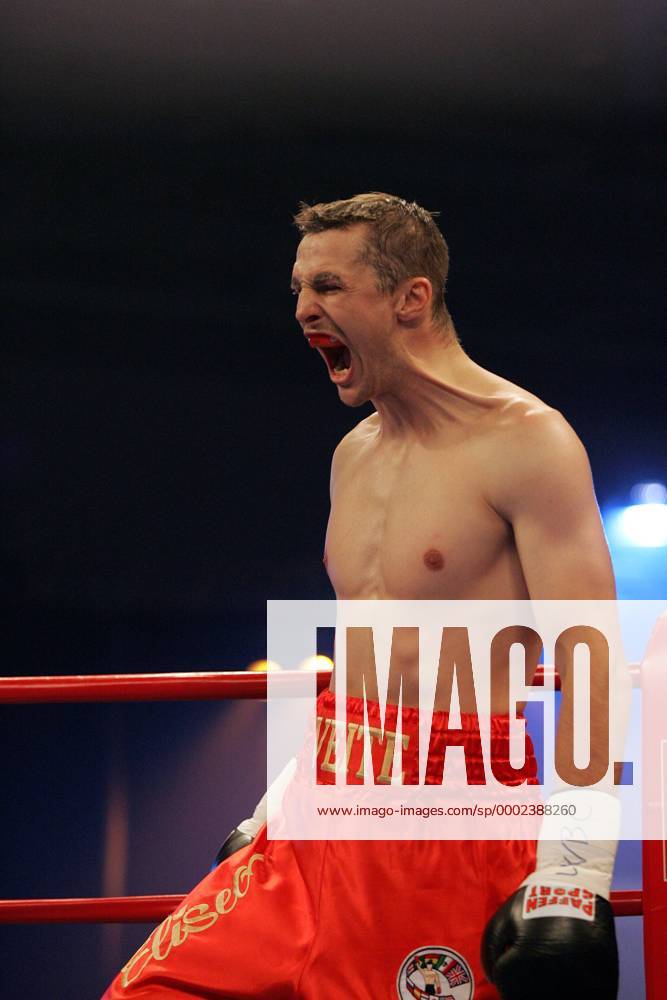 Mario Veit (Deutschland) schneidet eine Grimasse Boxen Herren ...