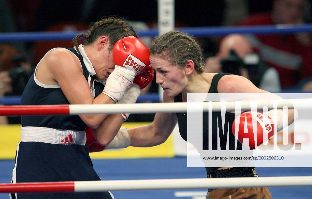 Ina Menzer gegen Kasha Chamblin Boxen Damen Universum Champions Night ...