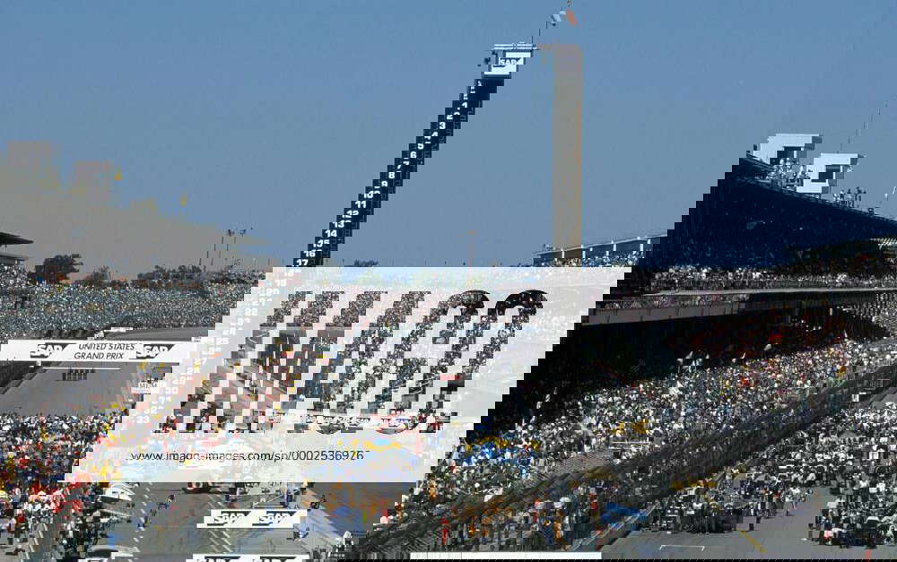 Reges Treiben in der Startaufstellung zum GP der USA 2000 Motorsport ...