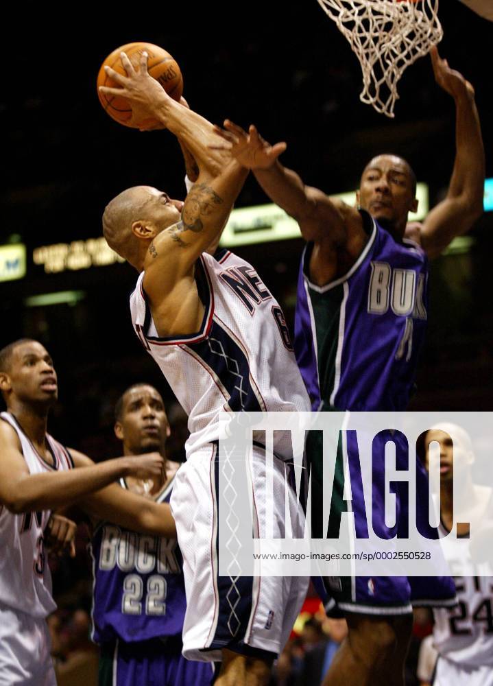 Kenyon Martin gegen Marcus Haislip - Basketball Herren NBA 2002 2003 ...