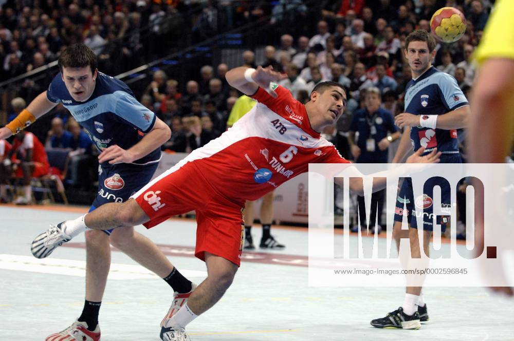Issam Tej gegen Siarhei Rutenka Handball WM Herren WM 2007, Länderspiel ...