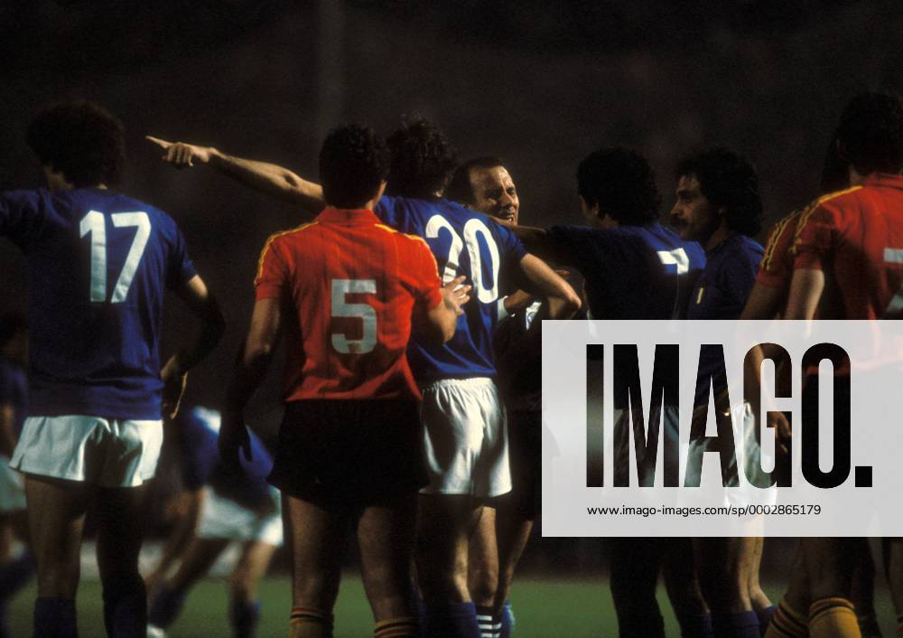 Francesco Graziani (3.v.li.), Claudio Gentile (3.v.re.) und Franco ...