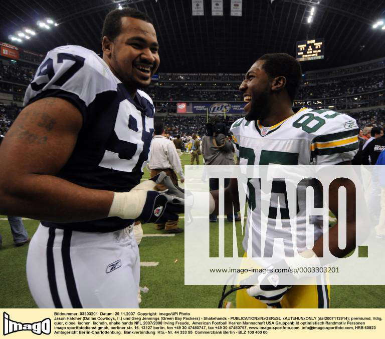 Jason Hatcher (Dallas Cowboys, li.) und Greg Jennings (Green Bay ...