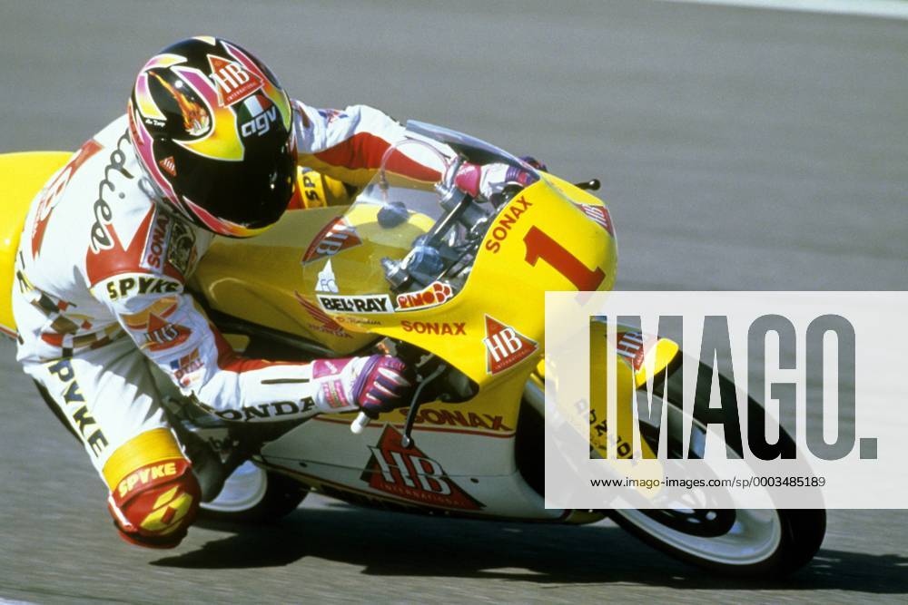 Dirk Raudies auf seiner Maschine Motorsport WM Herren Weltmeisterschaft ...