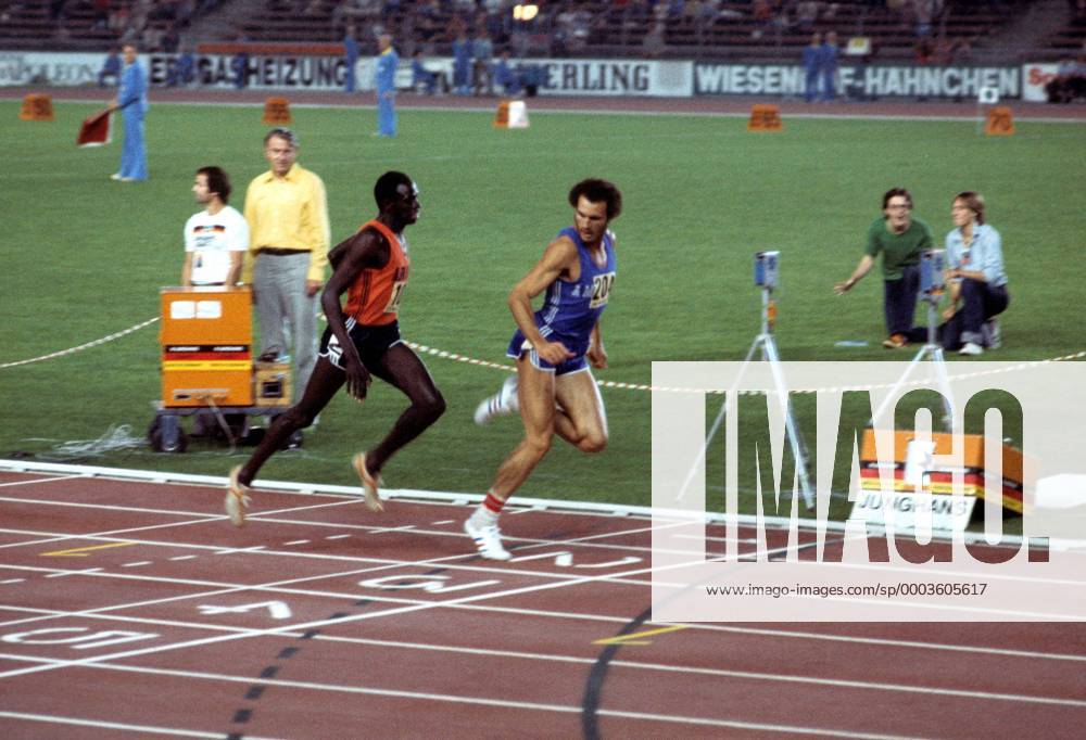 Alberto Juantorena (Kuba, re.) gewinnt die 800m vor Mike Boit (Kenia ...