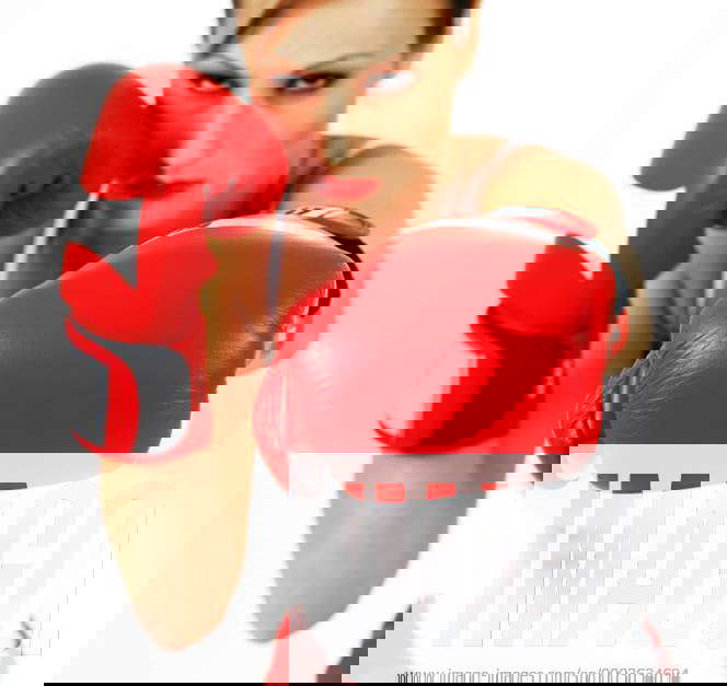 Junge Boxerin - MODEL RELEASED (iblrrw00742672) Boxen Damen Boxsport ...