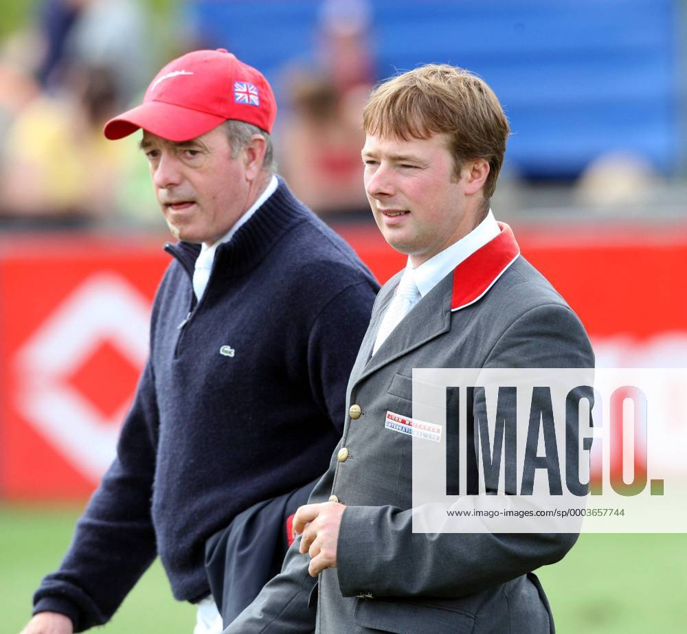 John Whitaker und sein Sohn Robert Whitaker (beide Großbritannien ...