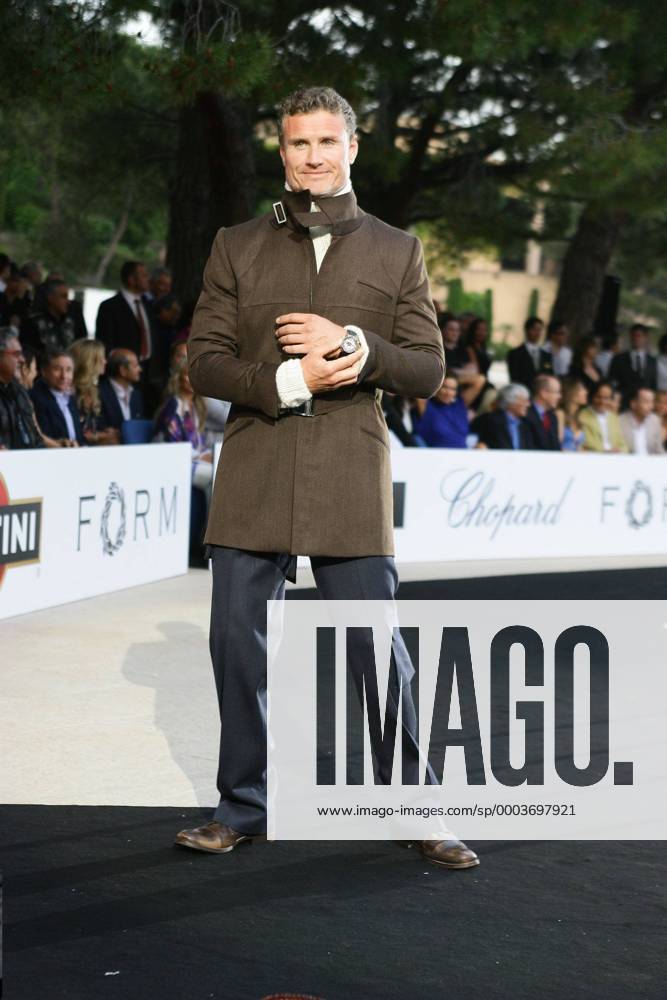 David Coulthard (Schottland Red Bull) nimmt als Dressman an der Amber ...