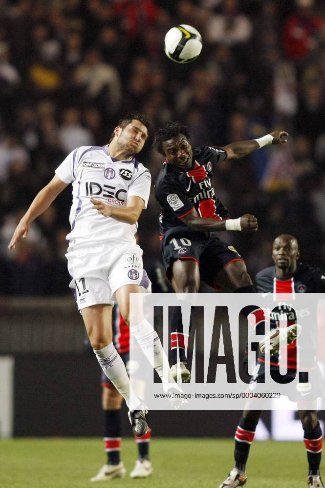 Andre Pierre Gignac gegen Stephane Sessegnon - Fußball Herren Ligue 1 2008 2009, 1. Französische