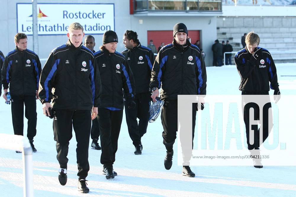 Training Rostock, v.li.: Kai Bülow, Kevin Schindler, Orestes, Regis ...