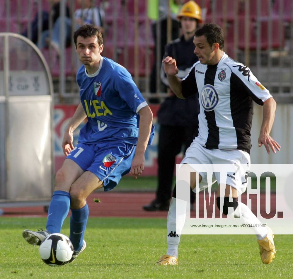 Marko Milovanovic (Javor Ivanjica, li.) gegen Nemanja Tomic (Partizan ...