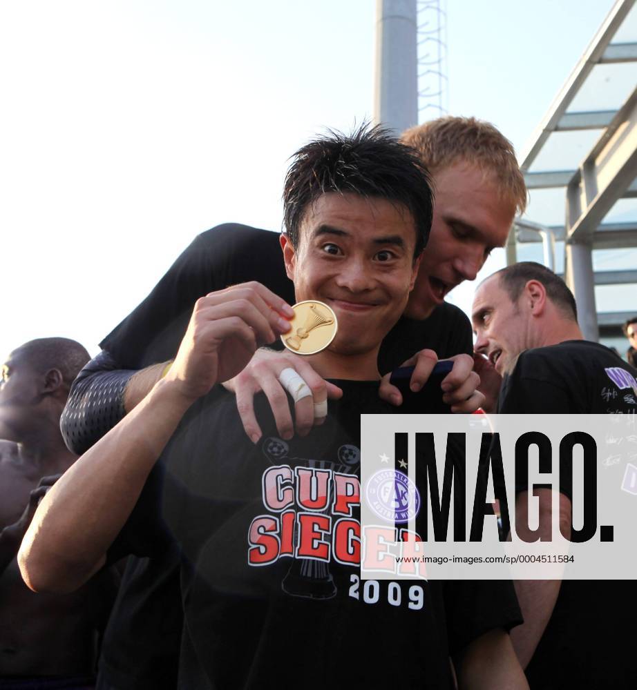 Sun Xiang - Österreichischer Pokalsieger 2008 2009 - präsentiert seine ...