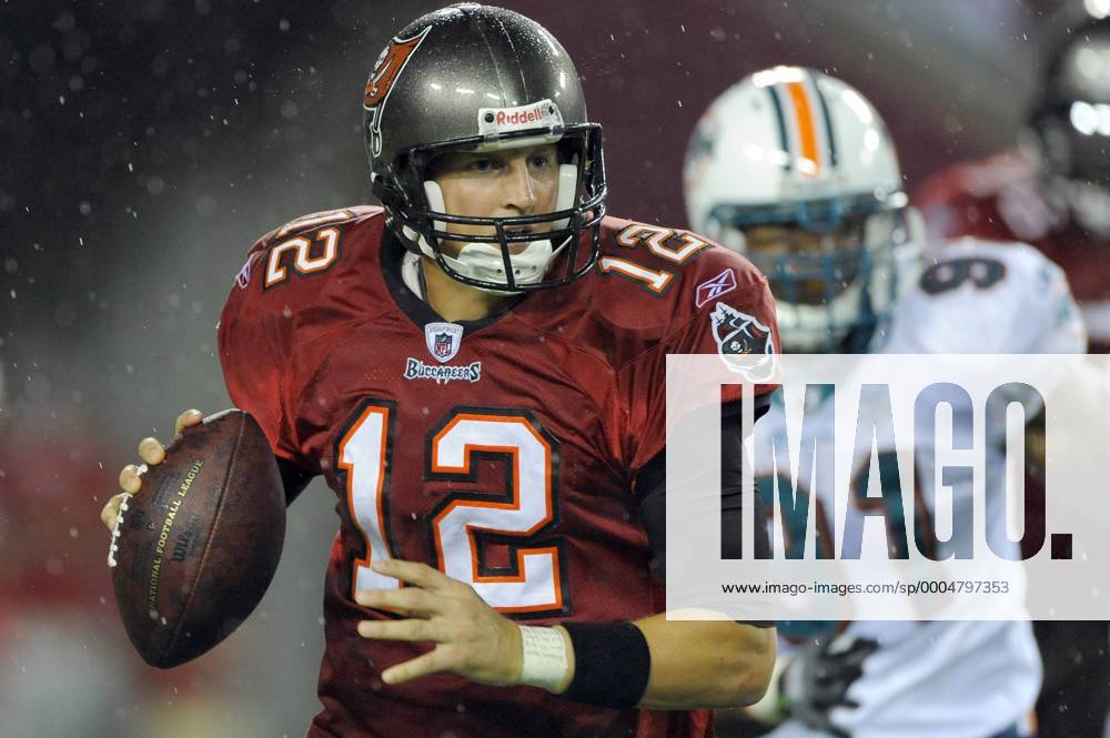Tampa, Fl: Aug. 27, 2009 -- Tampa Bay Buccaneers quarterback Luke ...
