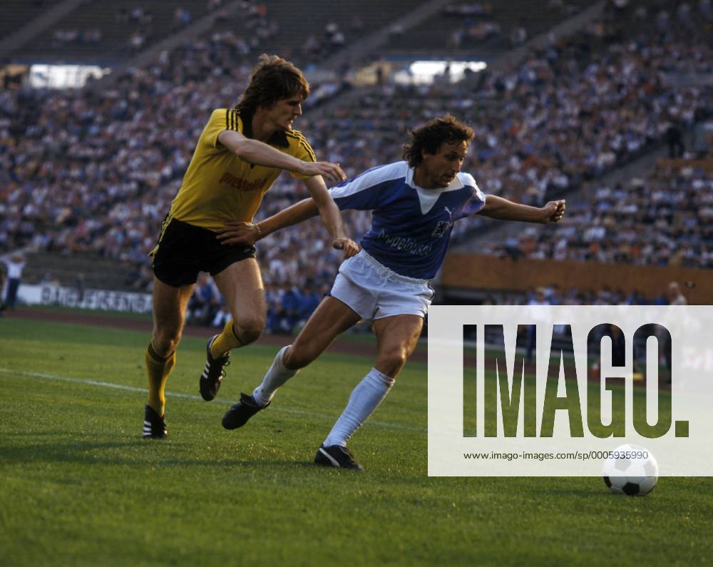 Hermann Bitz (1860, re.) gegen Norbert Dörmann (BVB) - DEUTSCHSPRACHIGE SPORTZEITSCHRIFTEN UND