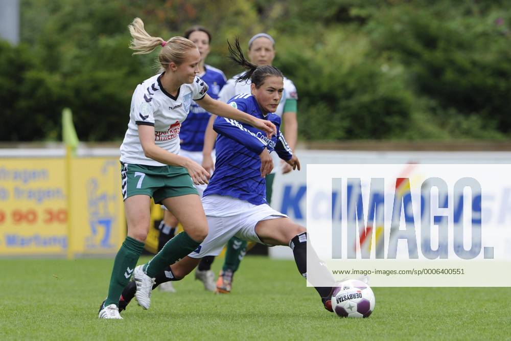 FCR 2001 Duisburg - Hamburger SV (HSV), Turid Knaak ( Duisburg ), links ...