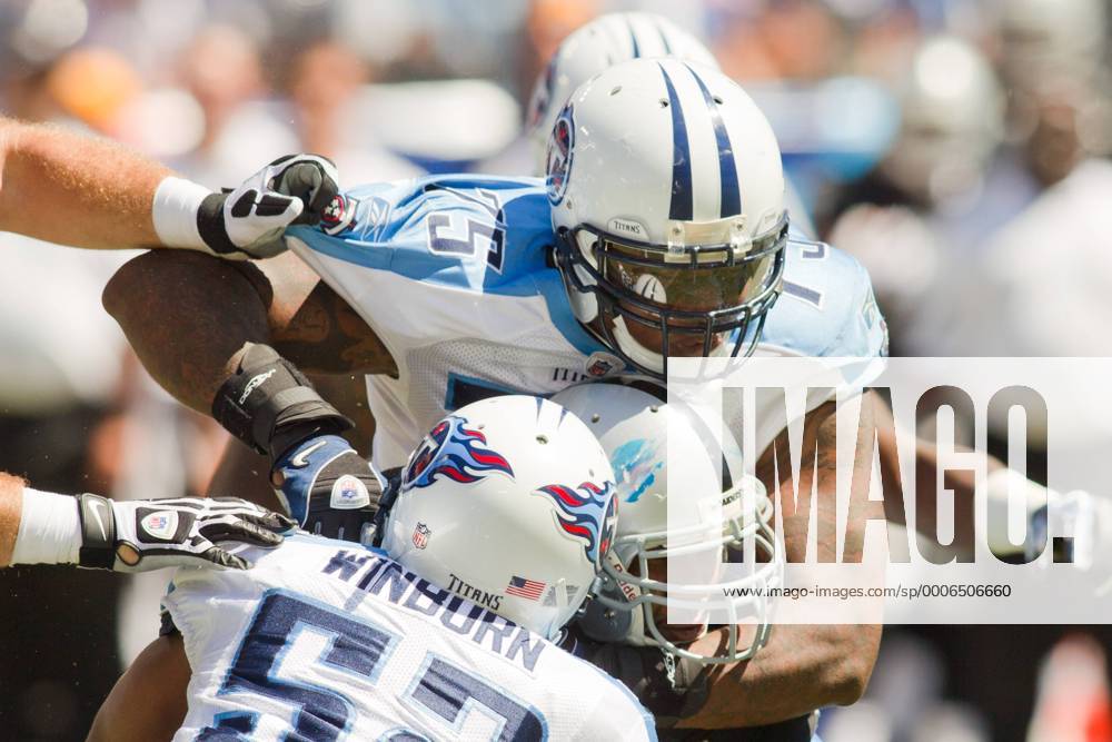 12 September 2010: Raiders at Titans - Titans Jovan Haye and Jamie ...