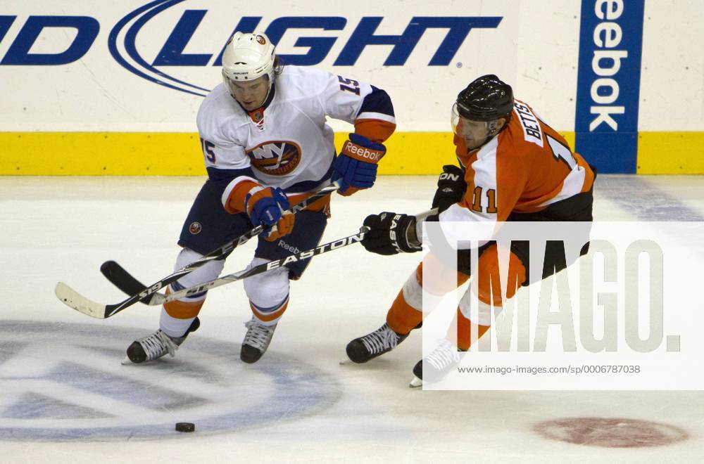 Oct 30, 2010: Pa Parenteau 15 of the New York Islanders and Blair Betts ...