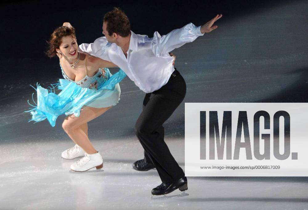 BEIJING, Nov. 7, 2010 -- Nora Hoffmann and Maxim Zavozin of Hungary ...