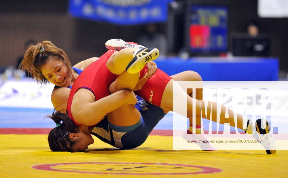 Seiko Yamamoto (JPN, L), DECEMBER 23, 2010 - Wrestling : All Japan ...