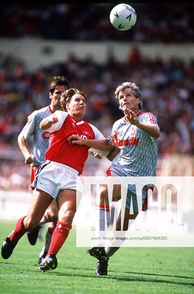 Paul Merson Glenn Hysen Liverpool v Arsenal. FA Charity Shield 1989 ...