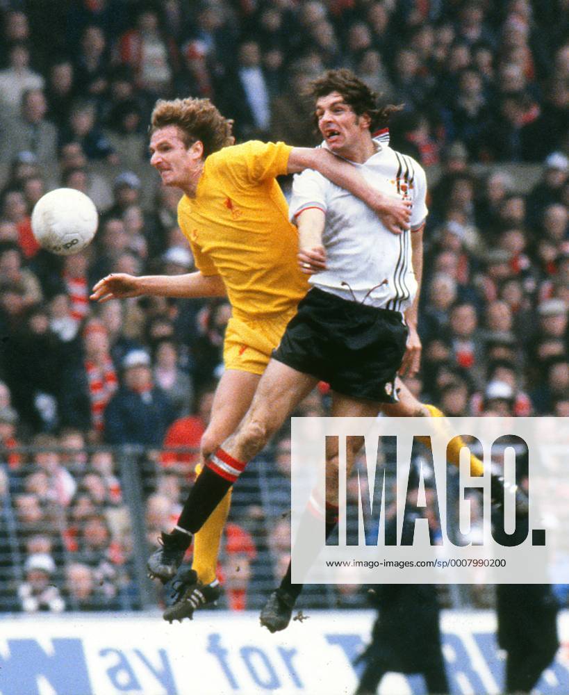 Joe Jordan (Manchester United) Phil Thompson (Liverpool FC). Liverpool ...