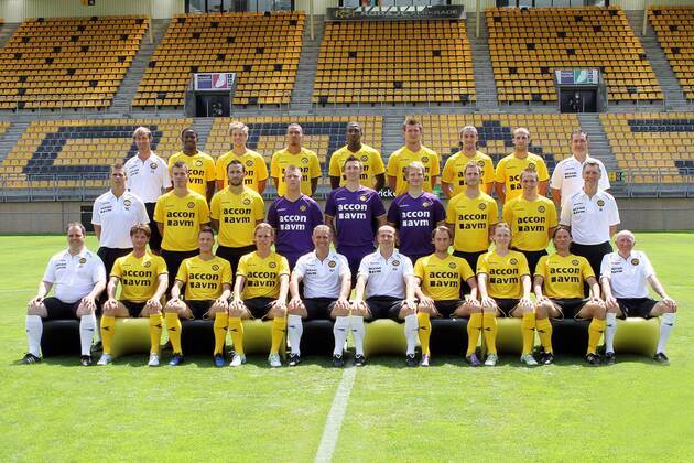 teammanager Ger Senden, Arnaud Djoum Sutchuin, Kenneth Staelens ...
