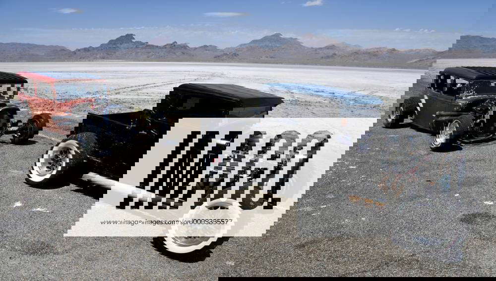 Aug. 15, 2011 - Wendover, Utah, USA - Hot rods are parked outside the ...