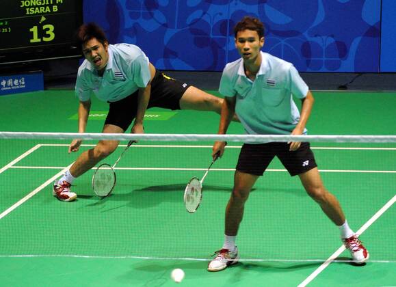 Bodin Isara Maneepong Jongjit of Thailand compete during the men s ...