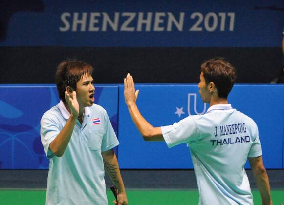 Bodin Isara Maneepong Jongjit of Thailand compete during the men s ...
