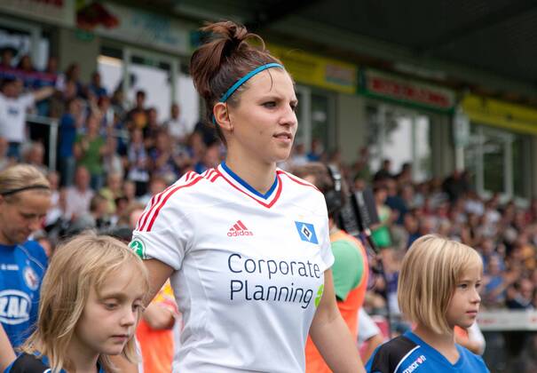 Jessica Wich - 1. Frauen Fußball Bundesliga Saison 2011-12 Punktspiel 1 ...