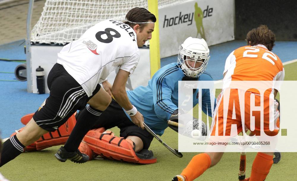 Germany s Christopher WESLEY (L) against Netherlands goalkeeper Jaap ...