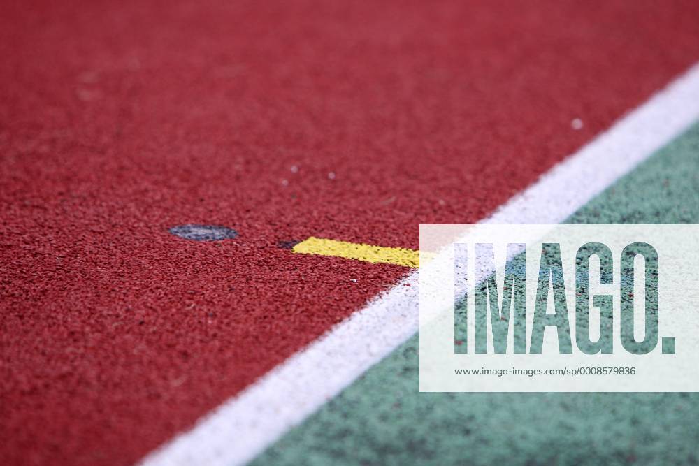 LEICHTATHLETIK: Laufbahn, rot, rote, Laufbahnen, track, Markierung ...