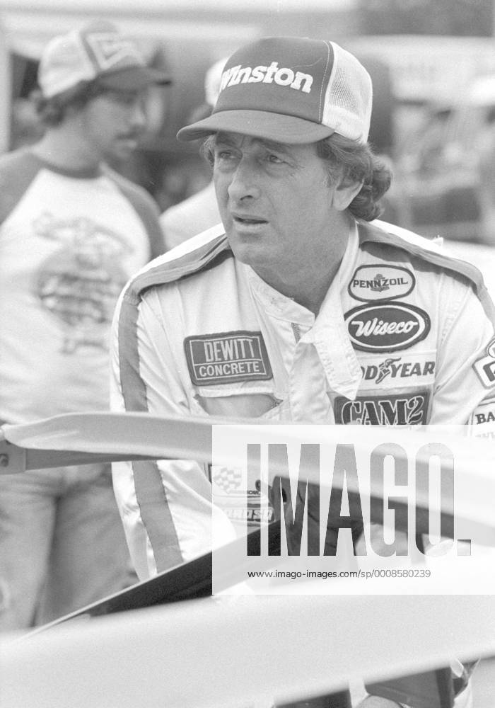1985 Aug 18: Richie Evans B.R. DeWitt Chevrolet NASCAR Motorsport USA ...
