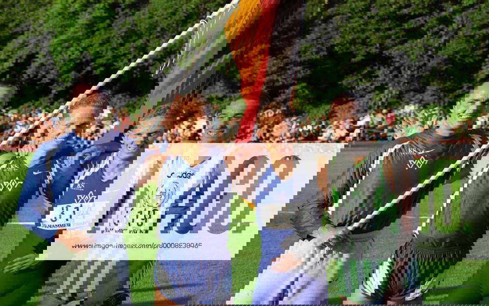 Holger (2L) und Marc Blume, Christian Schacht (R) und Michael Huke