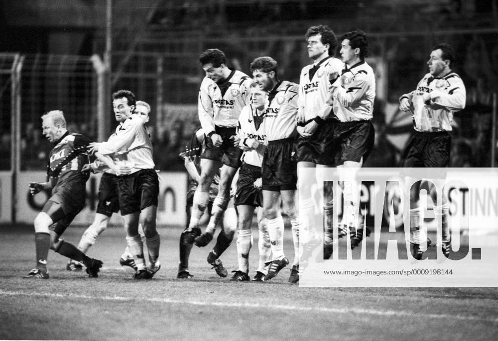 Mauer Dynamo Dresden, v.re. Markus Kranz, Hans Uwe Pilz, Olaf Marschall ...