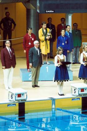 Siegerehrung 400m Lagen Olympische Spiele 1972 in München ...