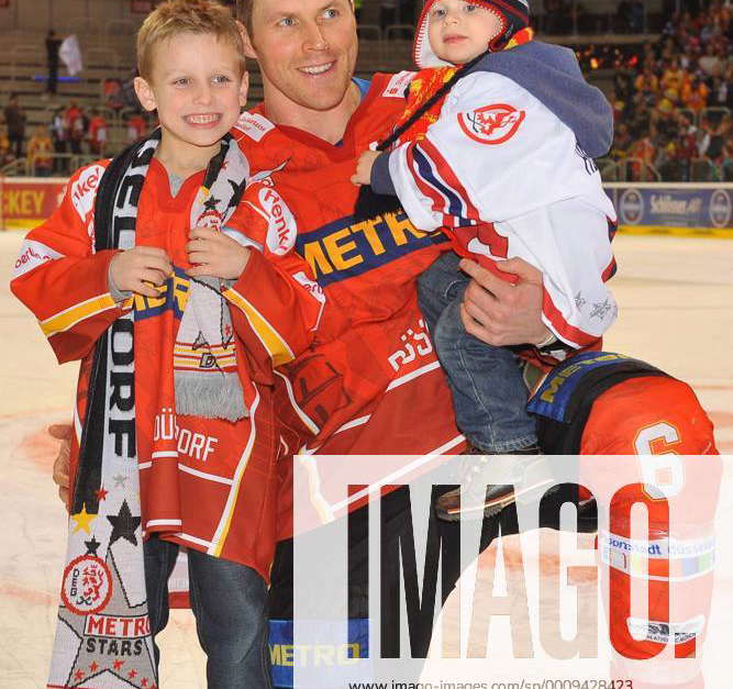 Eishockey DEL 38. Spieltag: DEG Metro Stars - im ISS Dome in Düsseldorf ...