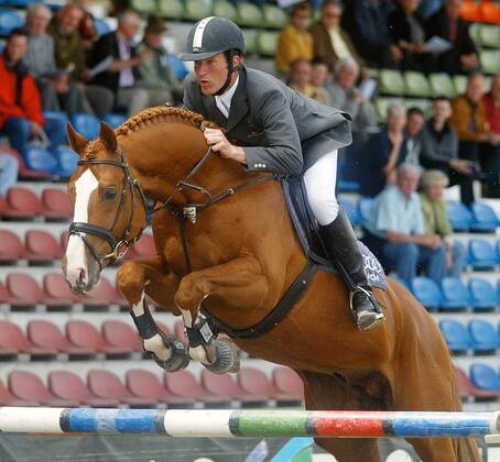 Reiten Springreiten Mai Markt Turnier 2004 Mannheim Katharina Offel auf