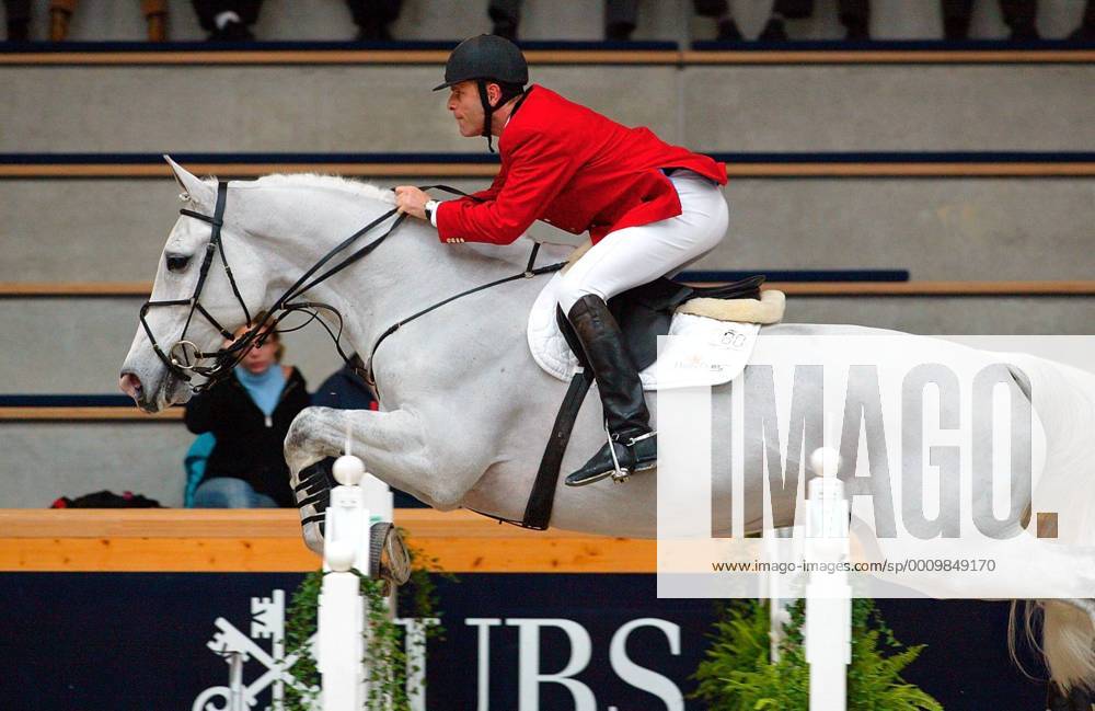 Reiten Grosser Elitepreis 2002 Affalterbach Springreiten Uwe DEYLE auf