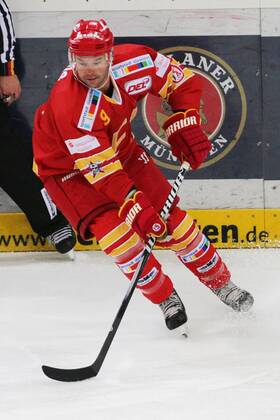 Tino Boos 9 von der DEG. Aus Vorbereitungsspiel zur Saison 2012 2013 ...