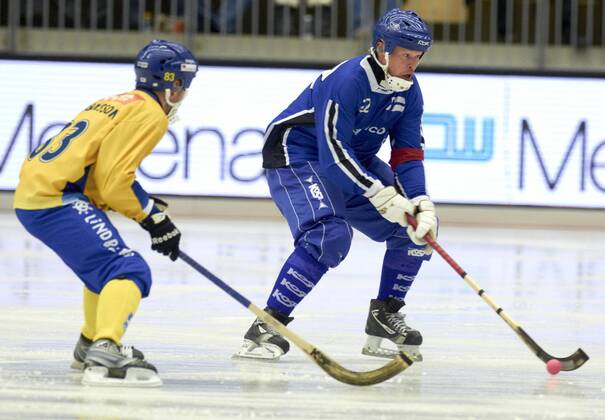 Vänersborg 2013-01-27 Bandy World Championship Sweden - Finland 5 - 3 ...