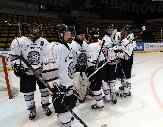 21.12.2012, JH, Regionalliga West, Loewen Frankfurt 1B - Neusser EV v.l ...