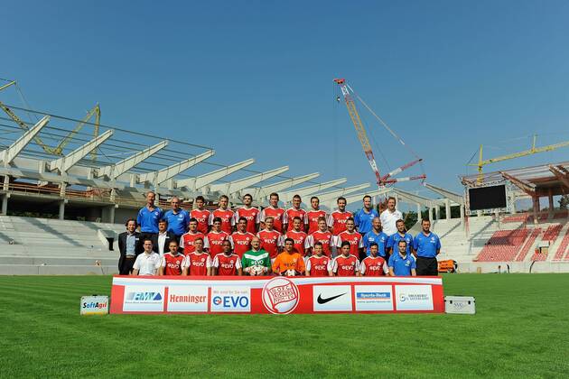 05.07.2011, 3.Liga, Offenbacher Kickers Fototermin Mannschaftsfoto 2011 ...