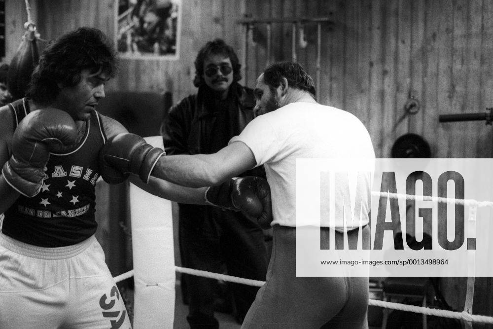 Trainer Eugen Gruber trainiert mit Claus Attila