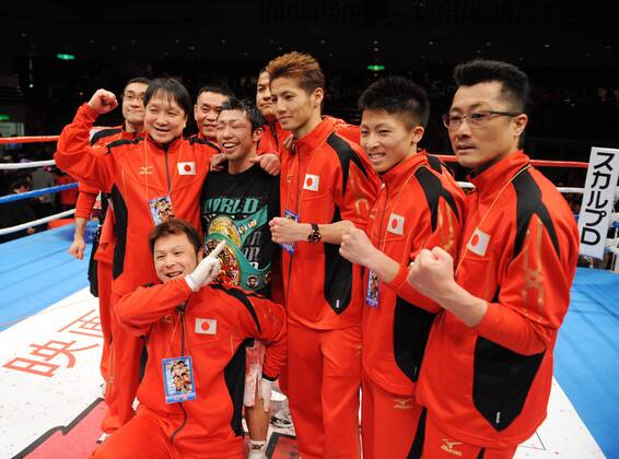 Akira Yaegashi, Boxing : Akira Yaegashi of Japan enters the ring before ...