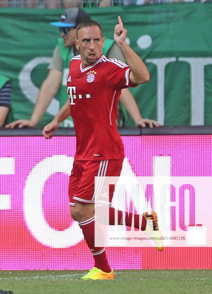 Franck RIBERY, FCB 7 Torjubel, Jubel nach dem Tor zum 1-0 beim Finale Telekom Liga Total Cup in