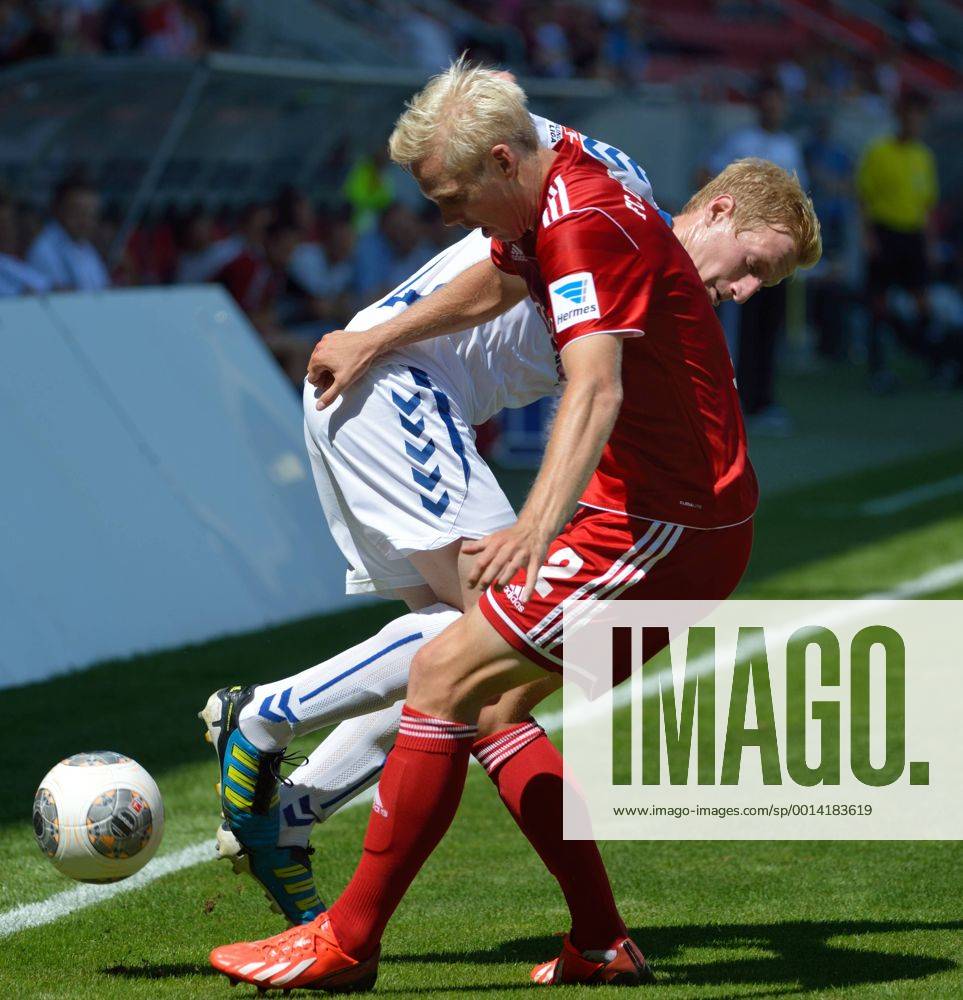 FC Ingolstadt 04 vs Karlsruher SC --- 10.08.13 Leon Jessen, Philipp Klingmann, v. li